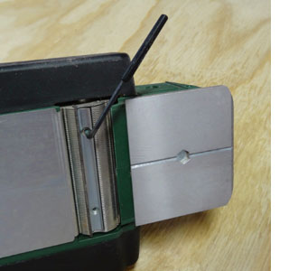 HOME DZINE Home DIY | Tips on using a Bosch electric planer