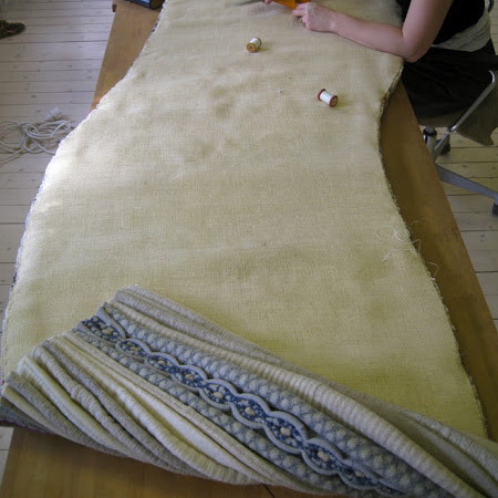 HOME DZINE Craft Ideas | Designer rug made from old clothes