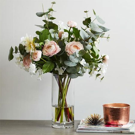 How to Select the Perfect Vase for Fresh Flowers or Floral Arrangements