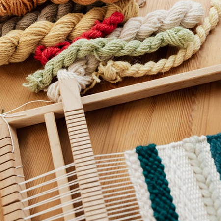 How To Weave on a Traditional weaving Loom