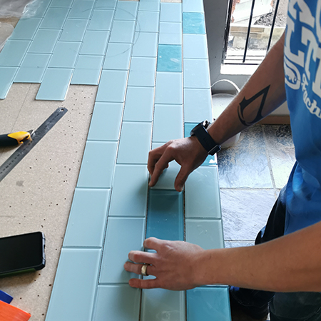 Easily Cut Curves on Glass Mosaic or Subway Tiles