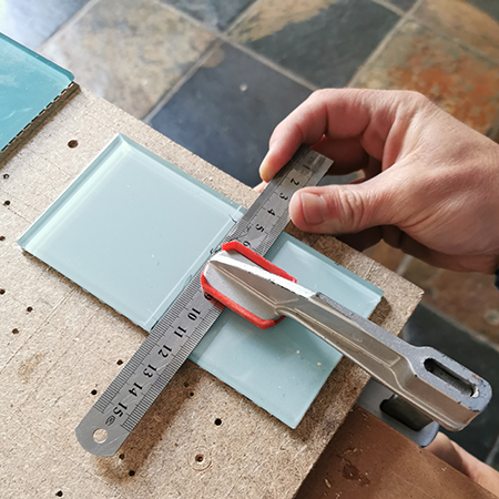 Easily Cut Curves on Glass Mosaic or Subway Tiles